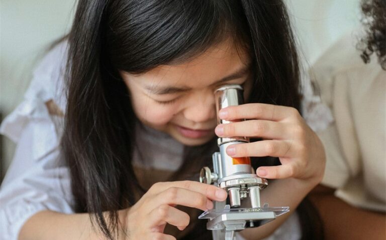 140 Unique Girl Names That Mean Smart for Your Daughter