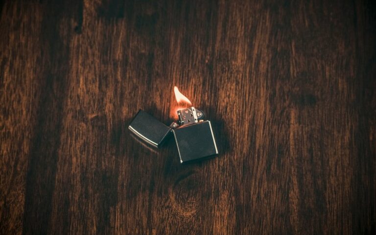 How Hot is Fire from a Lighter? A Comprehensive Guide